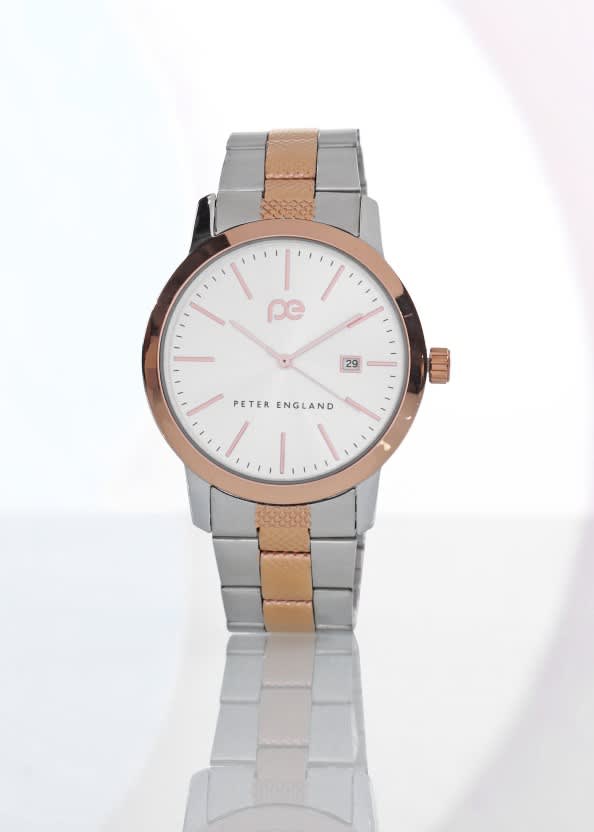 Peter England Logo Pe
